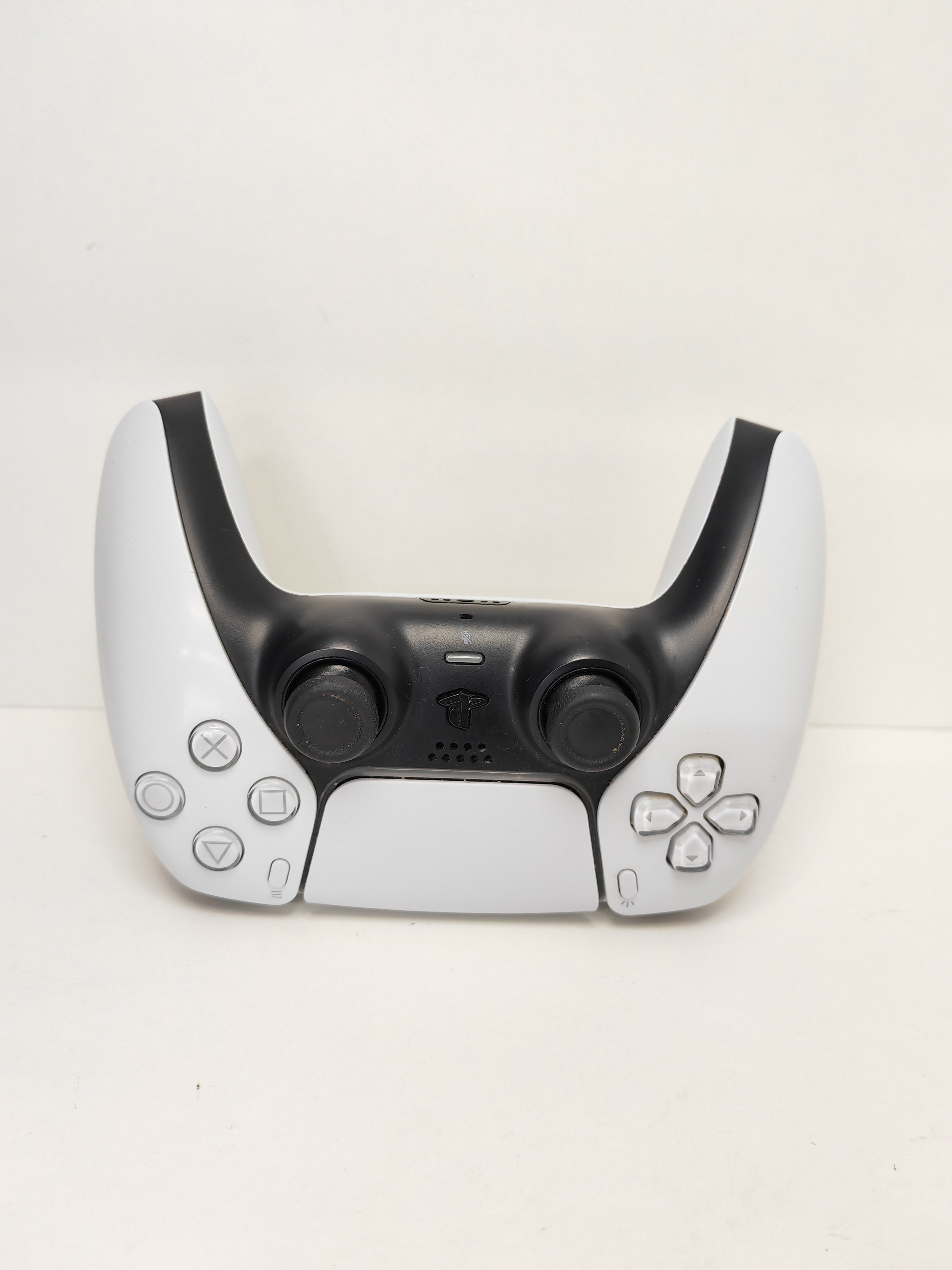 Pre-owned PS5 Official DualSense Controller White - Own4Less